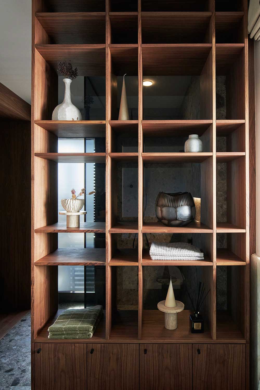 Bellwood – Bone Studio