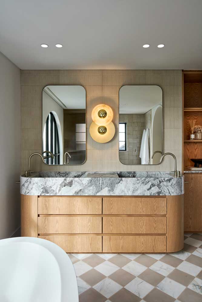 House Charles – Bone Studio