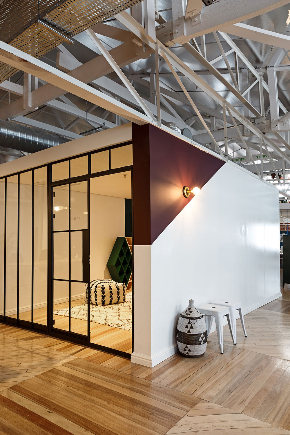 Zoona – Bone Studio