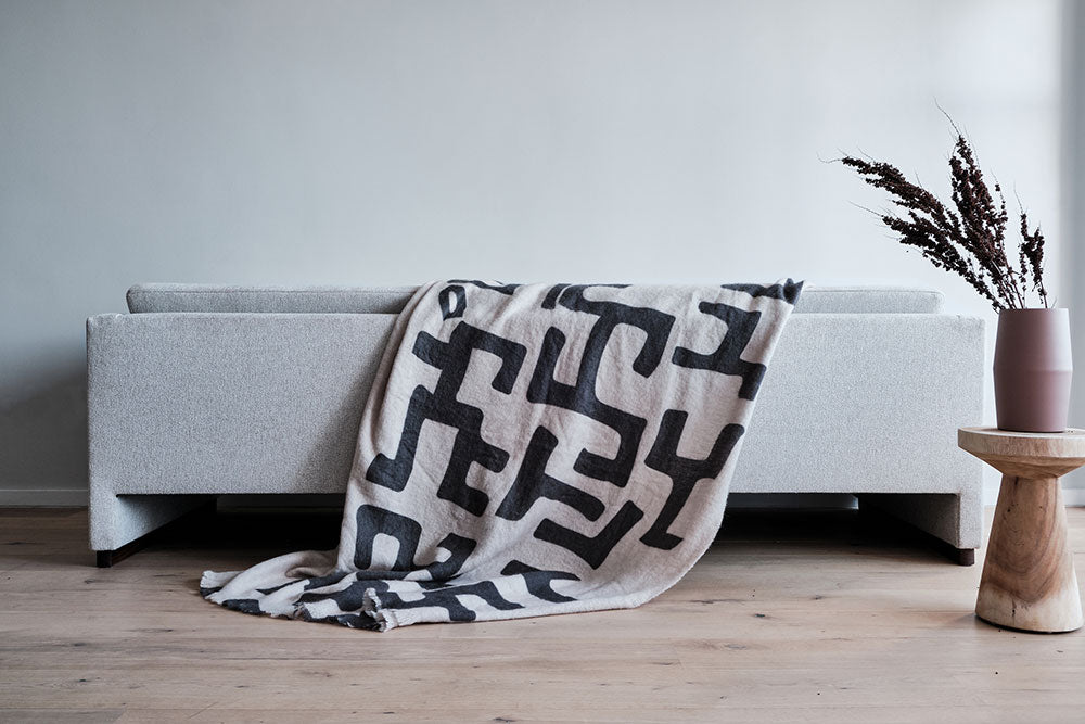 Mara – Bone Studio